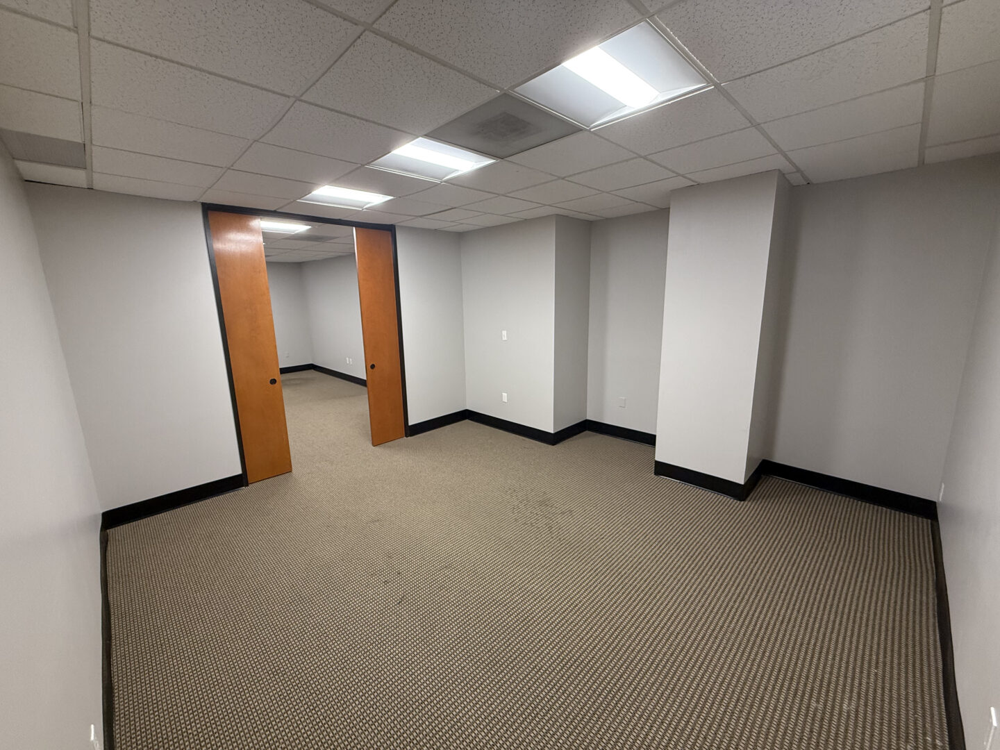 Parkway Plaza II @ 14114 Dallas Parkway in Texas | Good Signature